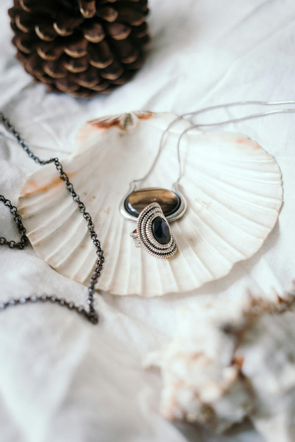 How to Make Jewelry from Seashells: A Step-by-Step Guide